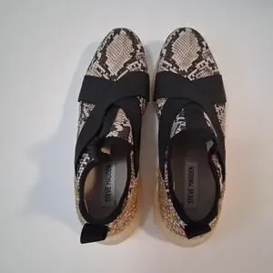 Steve Madden | Shoes | Steve Madden Cryme Sneaker Snakeskin Print ...